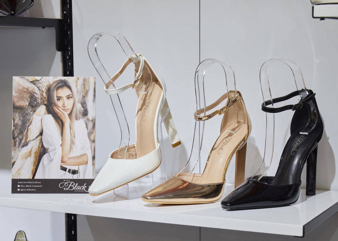 DC.ONE - Dangee Carken